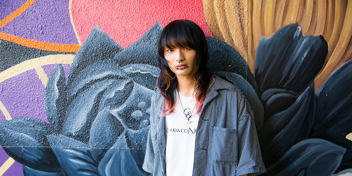 新宿で走り始めたエキゾチックロックバンド・NEE。多種多様な彼らの音世界と新宿の街のワクワク感はちょっと似ている!? - MASH UP ...