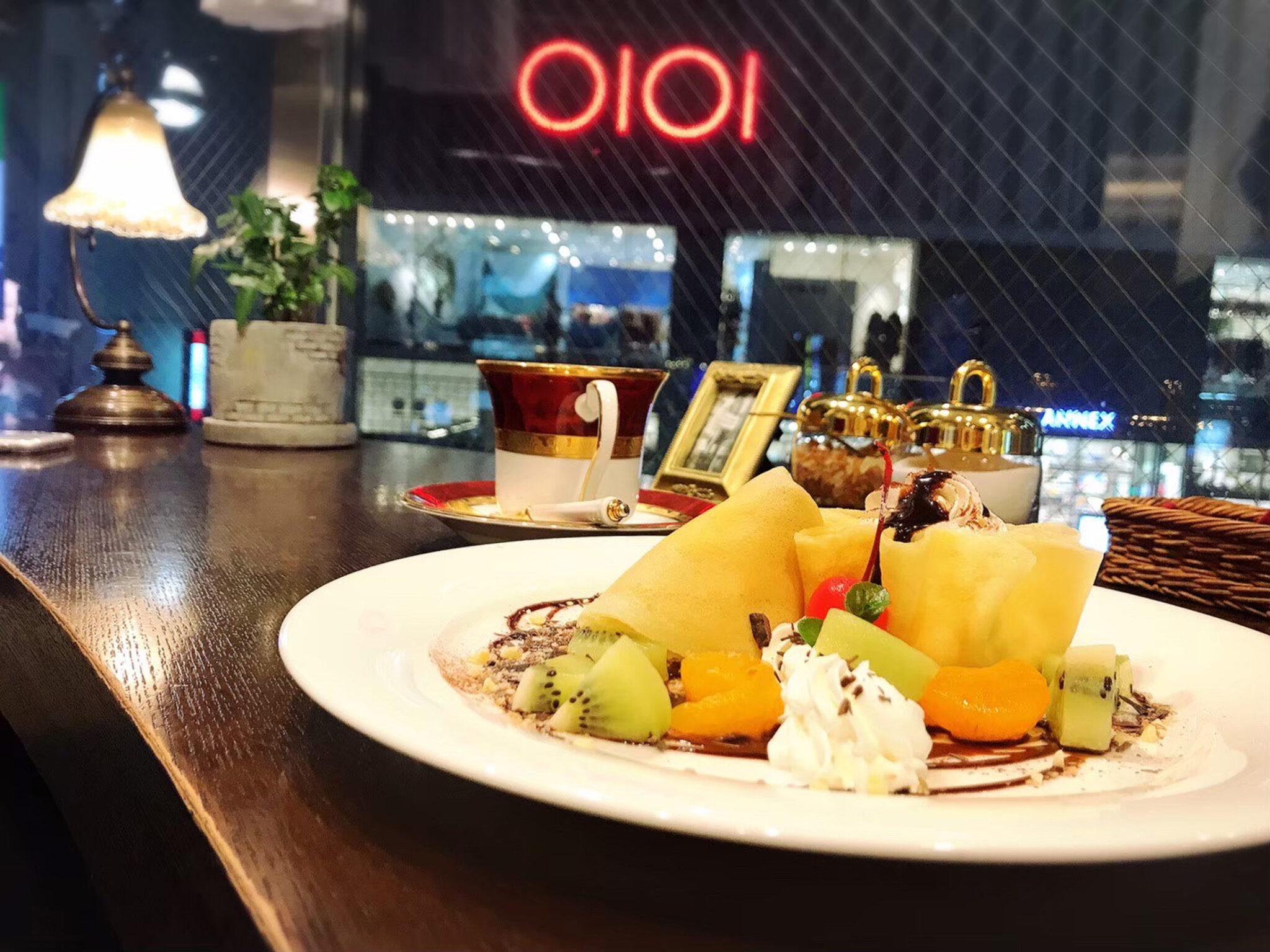 新宿でおすすめの夜カフェ5選。“2軒目はカフェ派“必見！終電ギリギリまでおしゃべりしよう - MASH UP! KABUKICHO